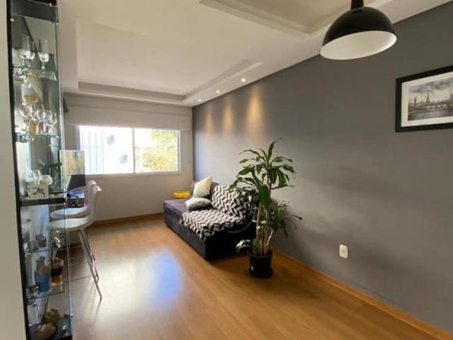 Apartamento no bairro Cristal de 1 dormitório REFORMADO E MOBILIADO