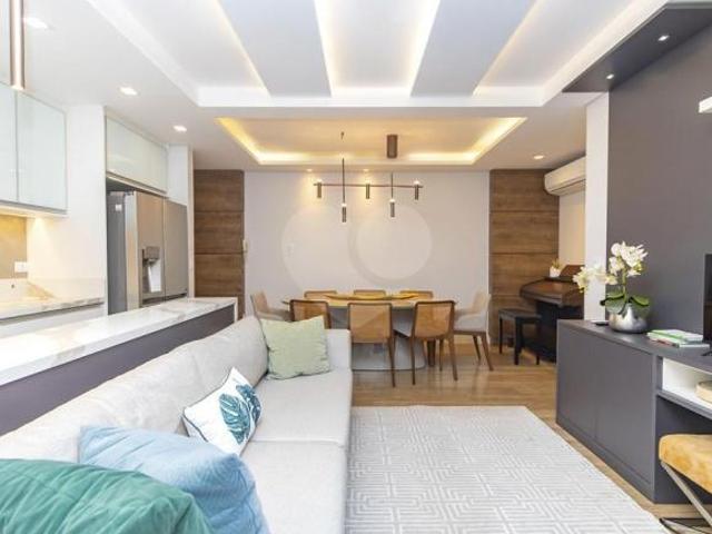 Apartamento no Bairro Água Verde com 88,63m²