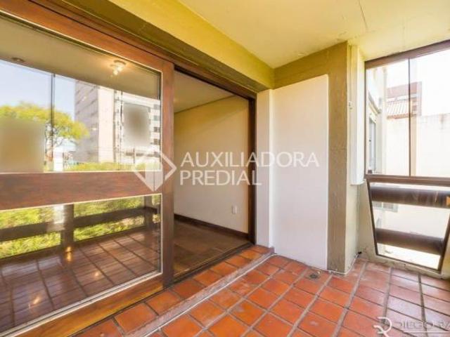 Apartamento no bairro Auxiliadora