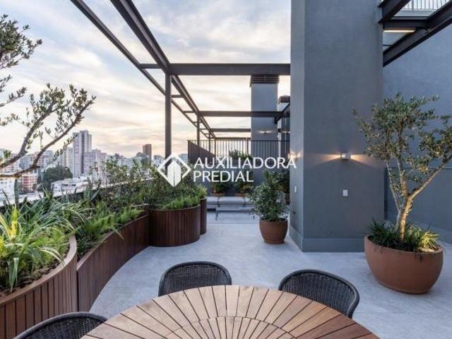 Apartamento no bairro Auxiliadora