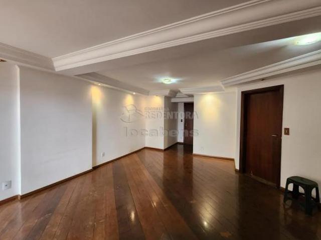 Apartamento no bairro Boa Vista com suite e sacada