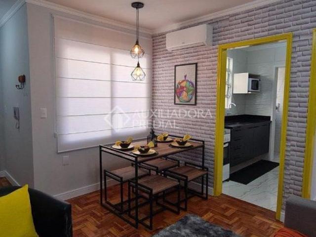 Apartamento no bairro Bom Fim