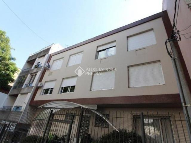 APARTAMENTO NO BAIRRO BOM FIM COM VAGA, PRÓXIMO AO HOSPITAL SANTA CASA E UFRGS