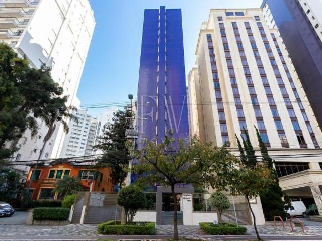 APARTAMENTO NO BAIRRO BATEL. DESFRUTE DESSA OP