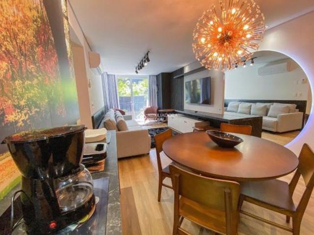 Apartamento no bairro Bavária