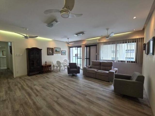 Apartamento no bairro do Boqueirão vista mar! localização excelente