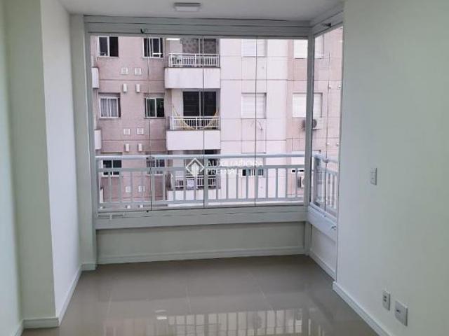 Apartamento no bairro Farrapos