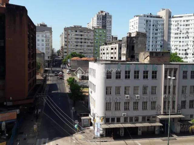 Apartamento no bairro Floresta