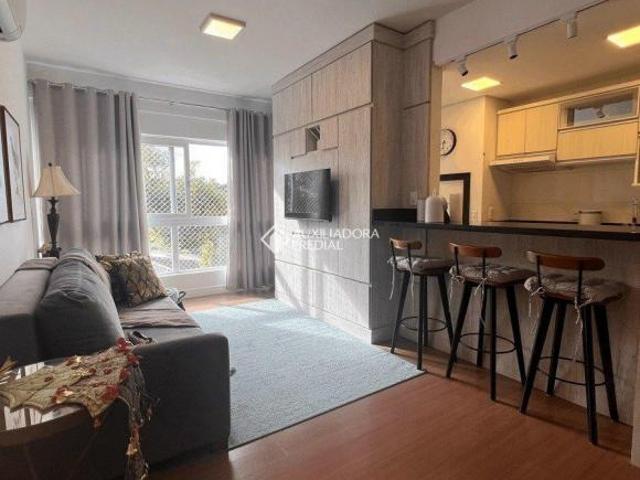 Apartamento no bairro Floresta