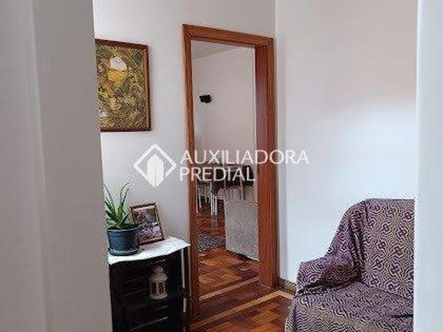 Apartamento no bairro Floresta