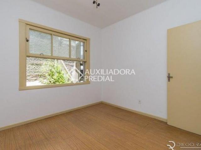 Apartamento no bairro Floresta Desocupado