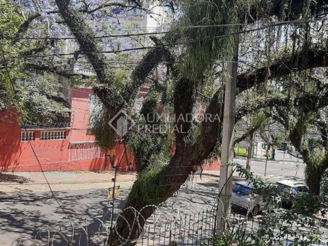 Apartamento no bairro Independência 2 dormitórios 65 m²