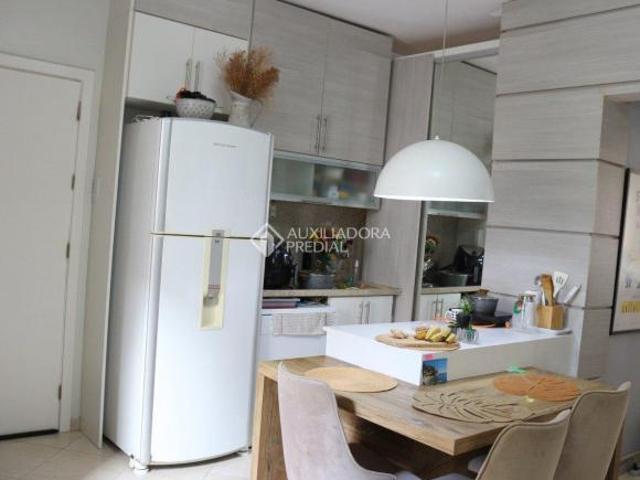 Apartamento no Bairro Independência 2 quartos