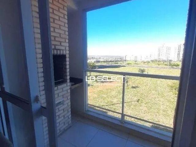 Apartamento no bairro Laranjeiras com três quartos, suíte e varanda gourmet