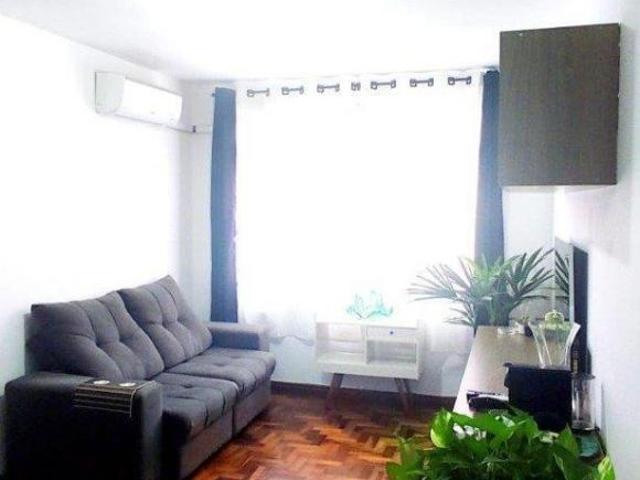 Apartamento no bairro Medianeira