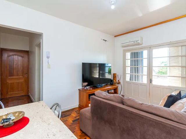 Apartamento no bairro Menino Deus