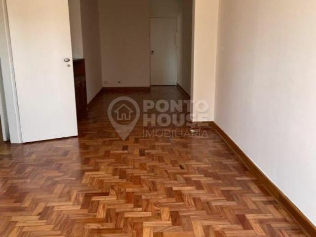 Apartamento no bairro Mirandópolis, 2 dormitórios, 2 banheiros, 2 salas, 1 vaga
