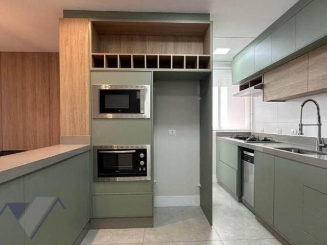 Apartamento no Bairro Neva, semi mobiliado, com 93m² privativos 02 quartos e 01 suíte