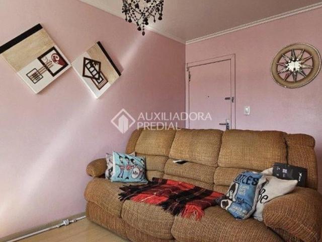 Apartamento no bairro São Pelegrino