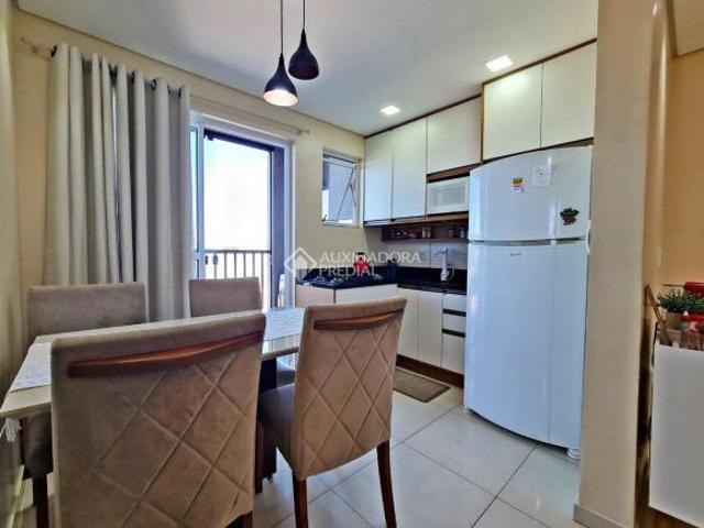 Apartamento no bairro Santo Afonso em Novo Hamburgo com 2 quartos