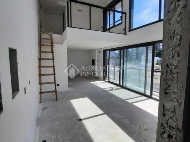 Apartamento no bairro Santa Cecilia