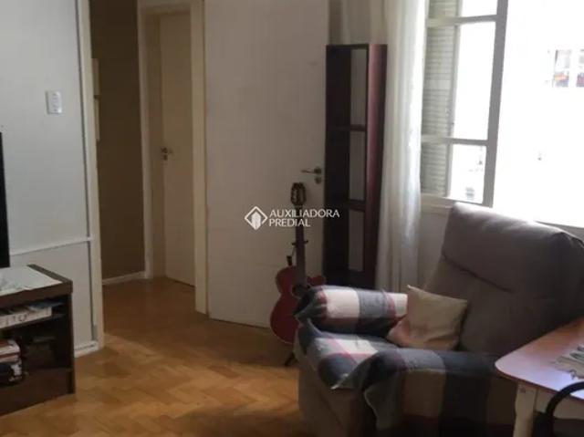 Apartamento no bairro Santana