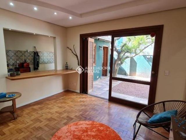 Apartamento no bairro Santana