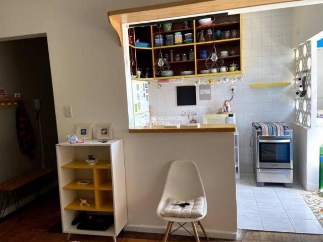 Apartamento no bairro Santana