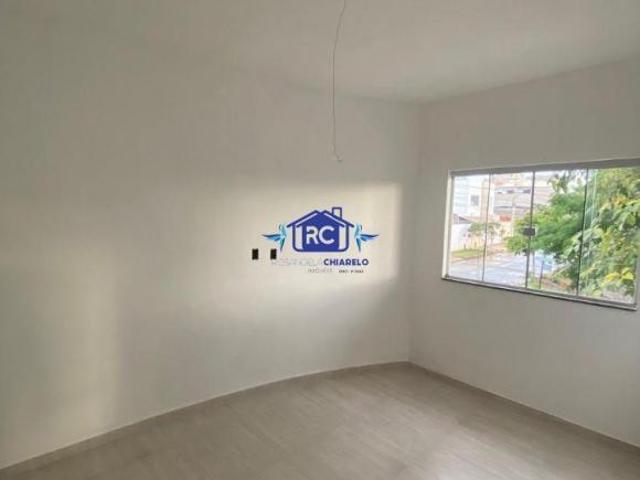 Apartamento no bairro sao marcos, possui 03 quartos sendo 01 suite, sala, cozinha, banheiro, area