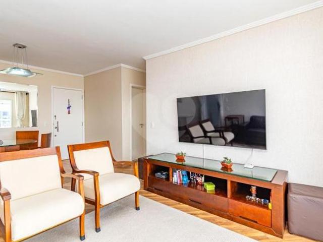 Apartamento no Bairro Portão com 125,23m²