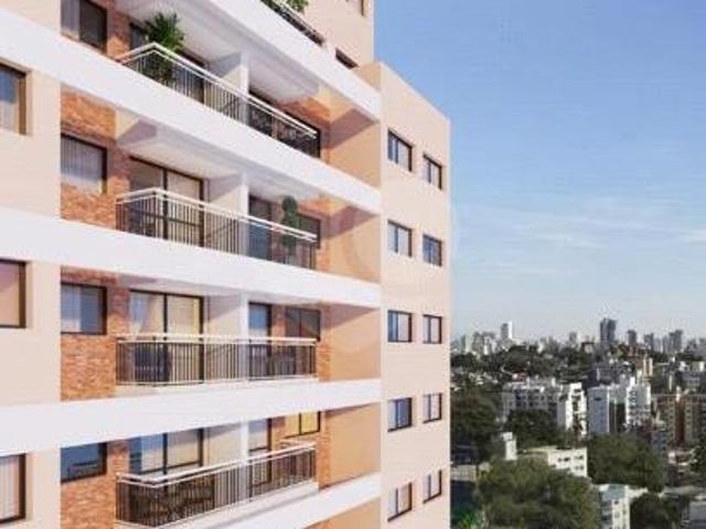 Apartamento no Bairro Portão com 38,04 m²