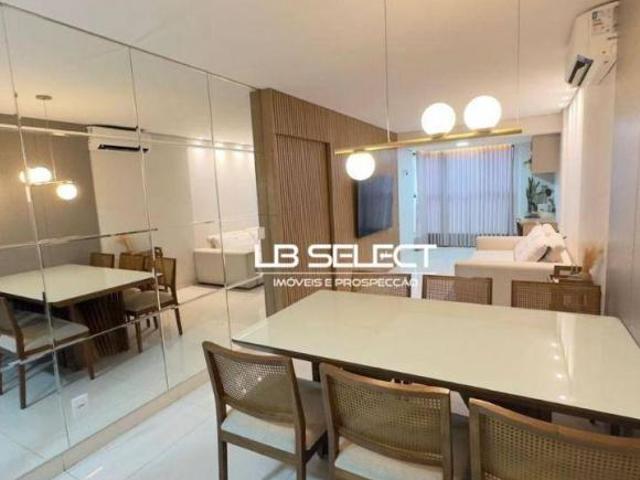 Apartamento no bairro Patrimônio com dois quartos, suítes e varanda