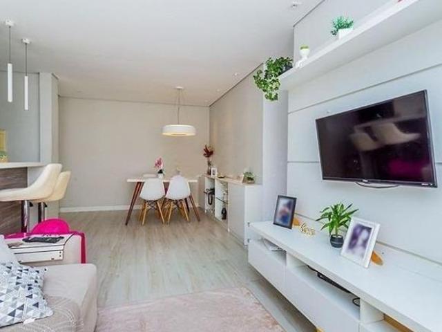 Apartamento no bairro Partenon
