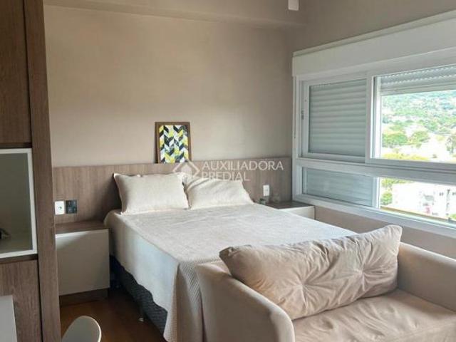Apartamento no bairro Partenon