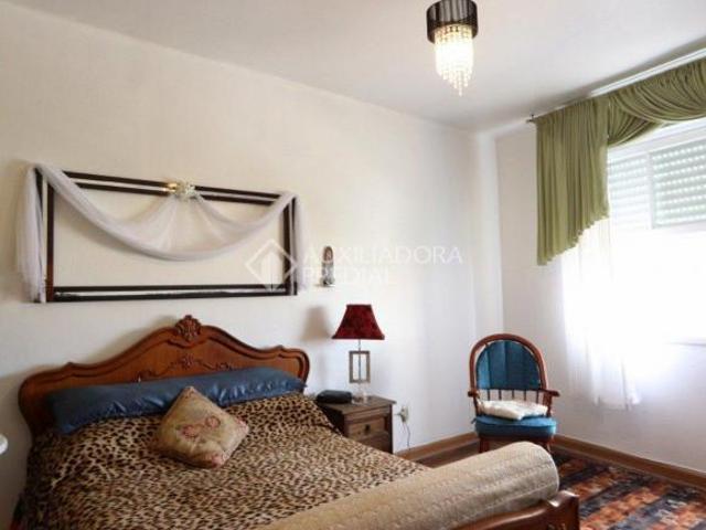 Apartamento no bairro Partenon