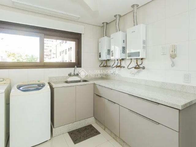 Apartamento no bairro Petrópolis