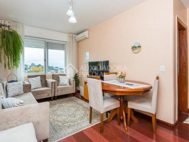 Apartamento no bairro Petrópolis