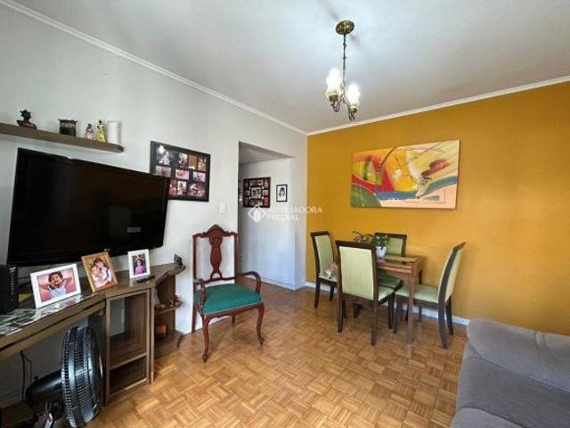 Apartamento no bairro Petrópolis