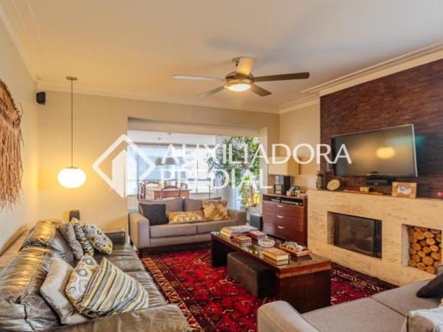Apartamento no bairro Petropolis