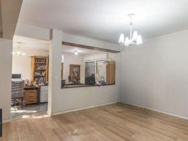 Apartamento no bairro Petrópolis de 2 dormitórios e vaga