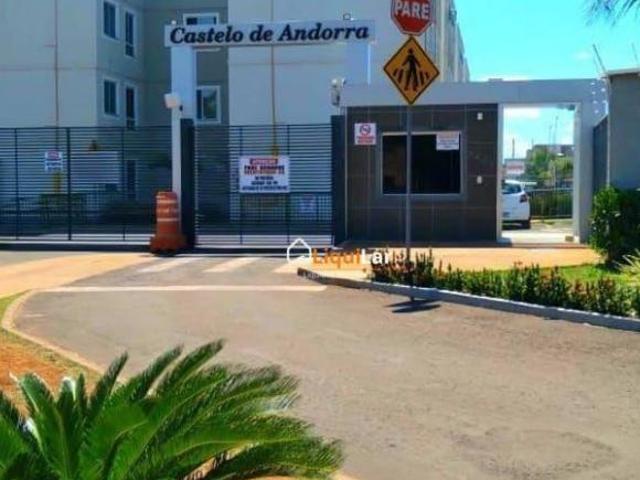 Apartamento no Bairro Pioneiros Semi Mobiliado