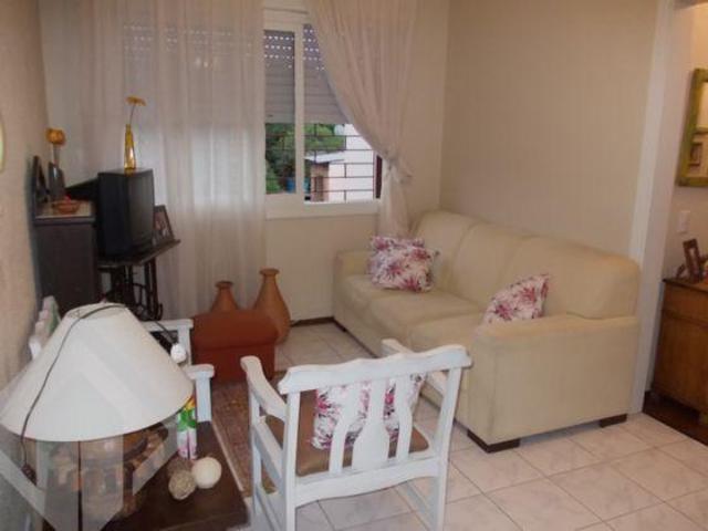 Apartamento no bairro Protásio Alves