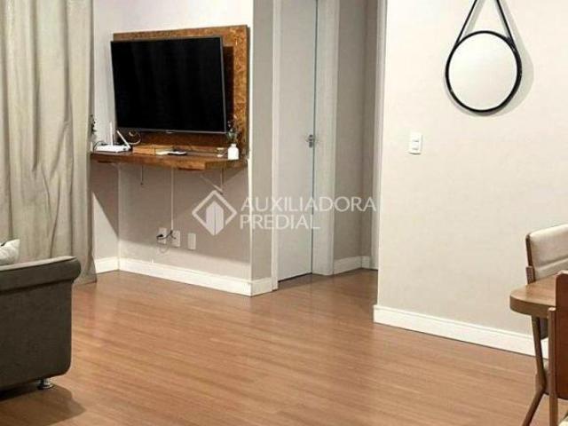 Apartamento no bairro Rondônia em Novo Hamburgo com 2 dormitórios sacada com churrasqueira