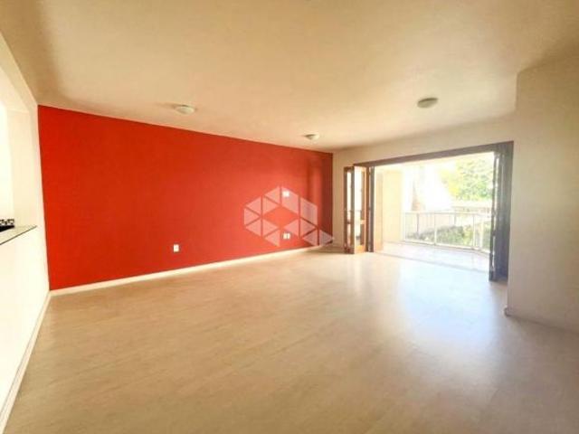 Apartamento no Bairro Tristeza, 03 dormitórios/01 suíte, 125m2