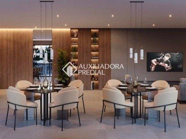 Apartamento no bairro Várzea Grande