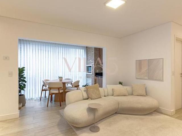 Apartamento no Batel