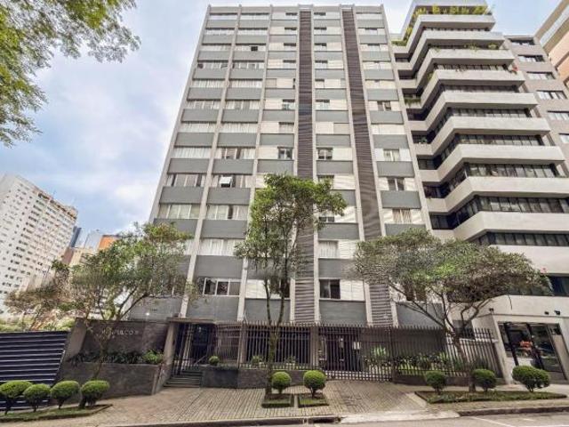 Apto 3 Suítes Reformado no Batel