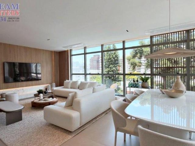 Apartamento no Batel, com 3 Suítes, 3 Vagas,164m² privativos