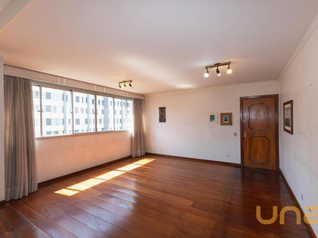 Apartamento no Batel de 191.51 m² com 3 quartos
