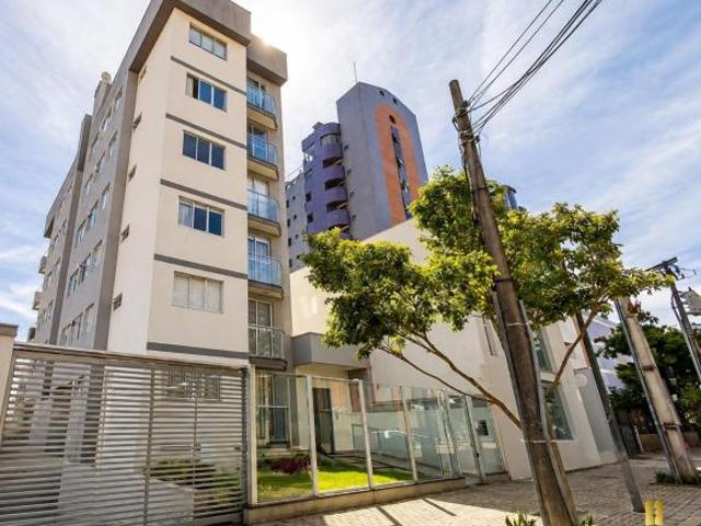 Apartamento no Batel/Água Verde, 3 quartos, 1 vaga livre e predio com elevador